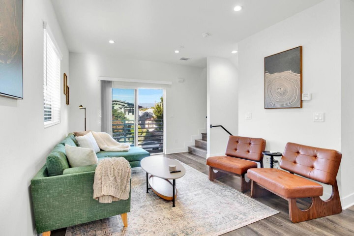 Fresh & New Downtown La Condo! - Los Angeles