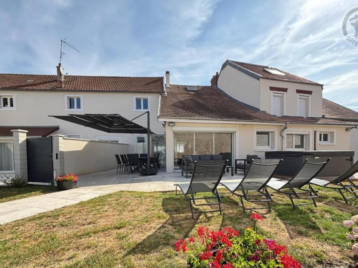 Maison Spacieuse, Spa Et Sauna - 12 Pers. - Thoiry