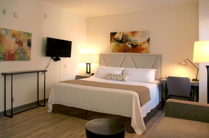 Kawada Hotel - Lynwood, CA