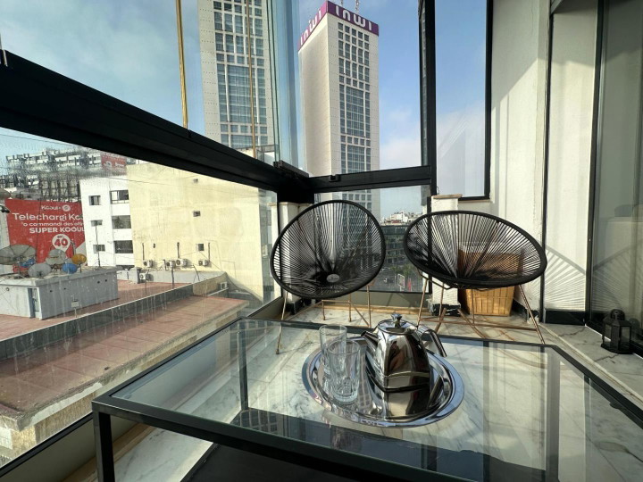Luxury Modern Apartment In The Heart Of The City With Balcony Overlooking Twin Towers - Casablanca