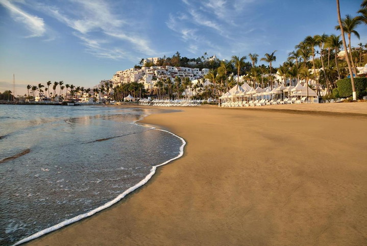 Apartment In Puerto Las Hadas Condominium - Manzanillo
