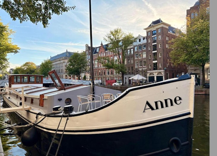 Canal Suite On Houseboat - Zaandam