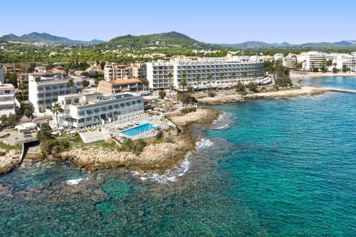 Hotel Atolon & Kaafu Beach Club - Cala Bona, España