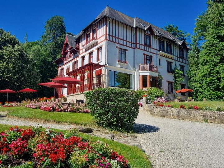 La Villa Bois Joli Hotel Restaurant - Bagnoles-de-l'Orne