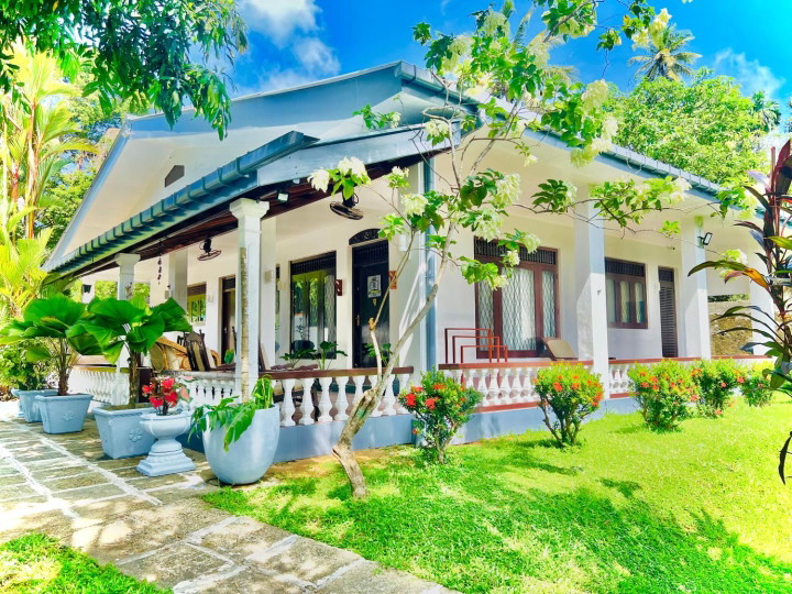 Sterrling Villa - Hikkaduwa