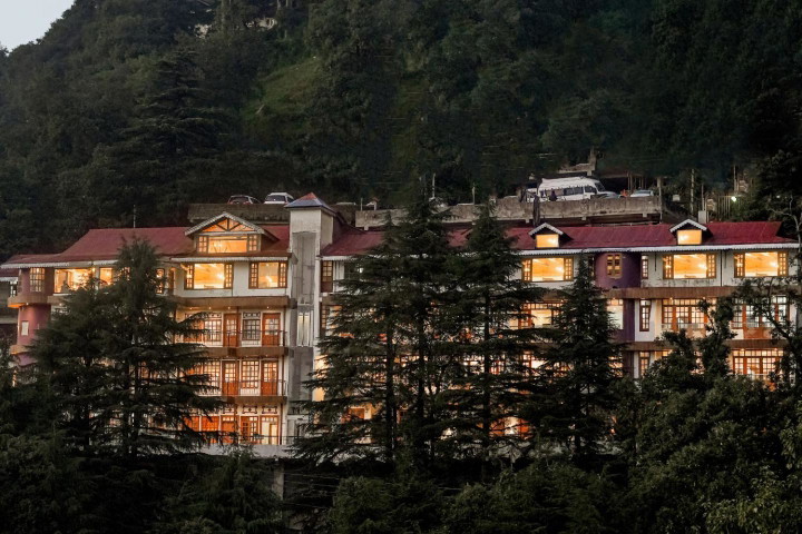 Pax Hotel Ark 150 Meters From Mall Road - Dalhousie
