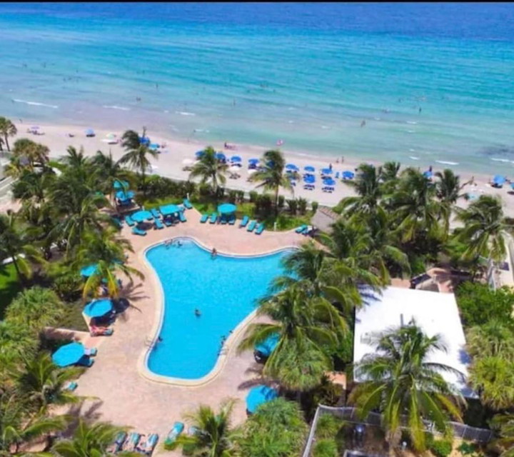 The Tides! On The Beach, Sea View! - Dania Beach, FL