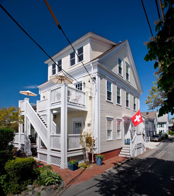 Benchmark Inn - Provincetown, MA