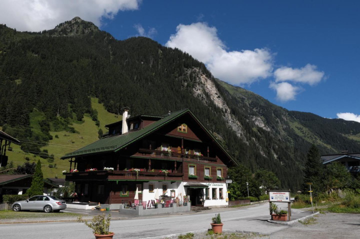 Hotel Gasthaus Schwarzenstein - Mayrhofen