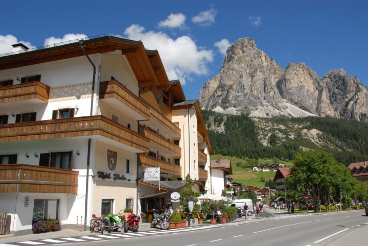 Hotel Italia - Arabba