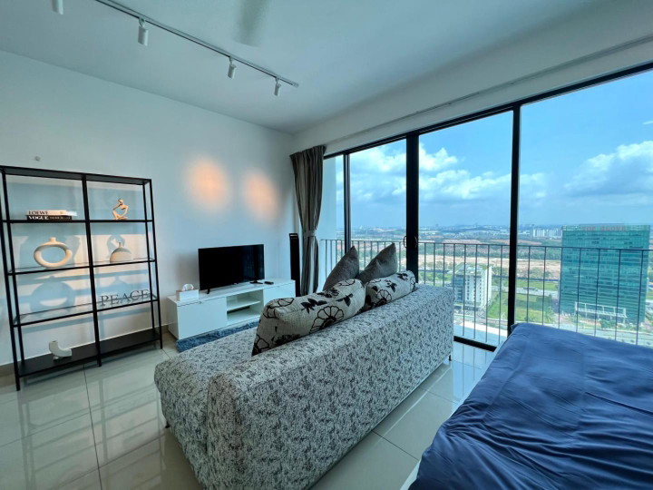High Floor Suite At Trefoil Setia Alam - Setia Alam