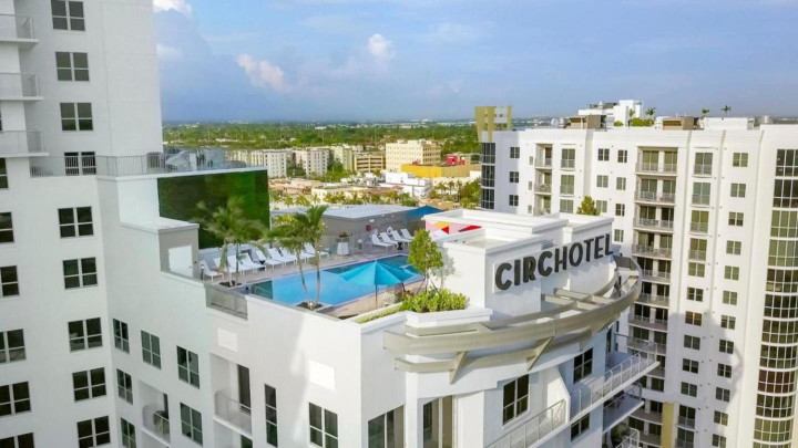 Circ Hotel - Pembroke Pines, FL