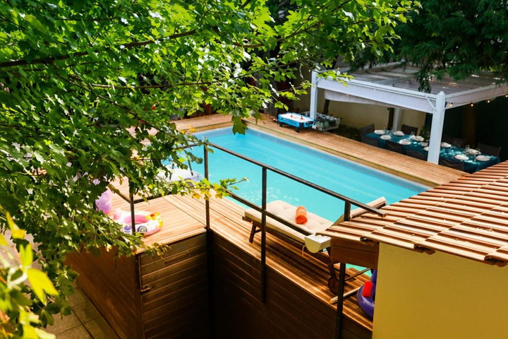Dne Villa- Disney-paris - Holidays House - Maison De Vacances - Piscine - Pool- 6 Chambres- 6 Sdb - 6 Bedrooms - 6 Bathrooms - Le Perreux-sur-Marne