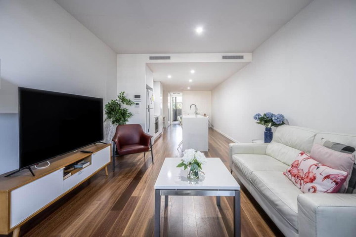 Provenance Apartment, 1 Bedroom Free Car Space - Belconnen