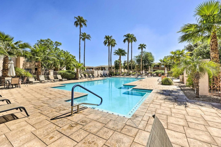 Phoenix Group Getaway, 3 Mi To State Farm Stadium! - Arizona