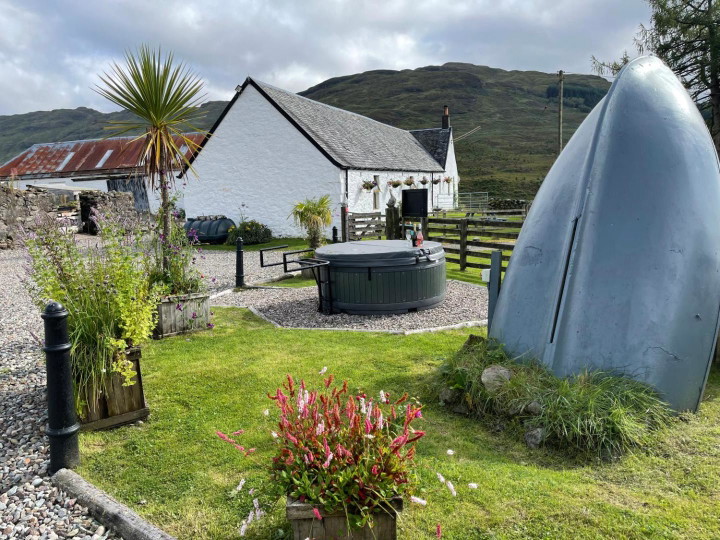 Garrison Farm With Hot Tub - Rowardennan