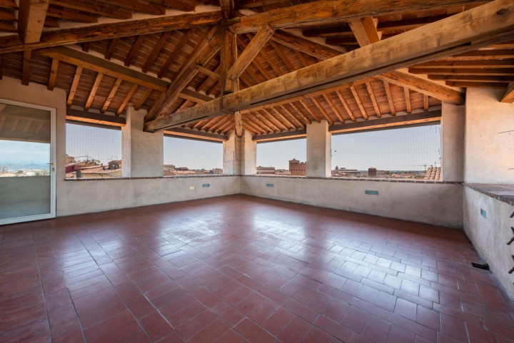 Nella Torre Del Poschi Penthouse With Roof Terrace - Pisa