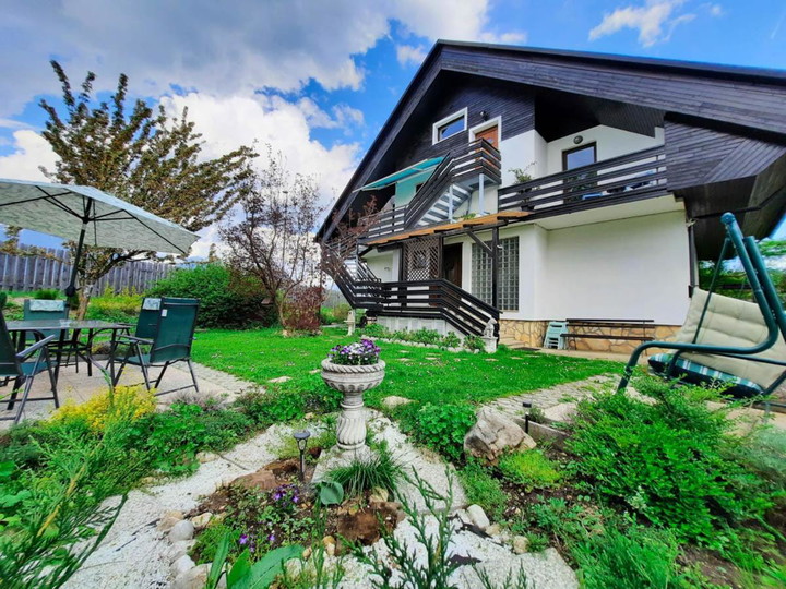 Deerwood Villa-modern Cozy 2br Apartment With Castle View - Bled