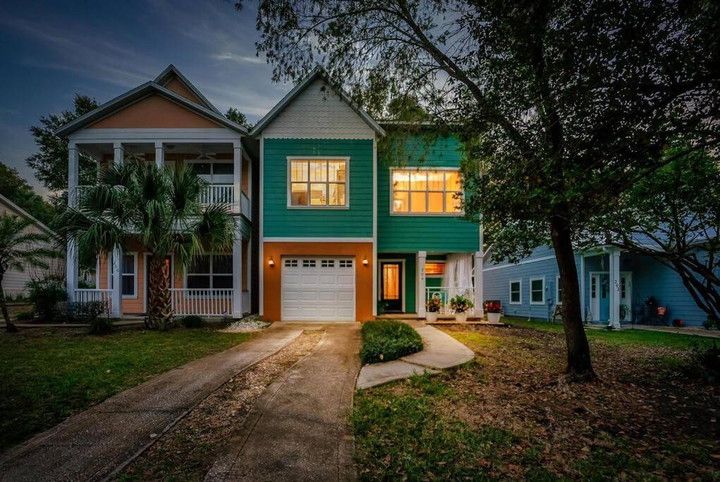 The Art House Unique Mount Dora Getaway - Mount Dora, FL