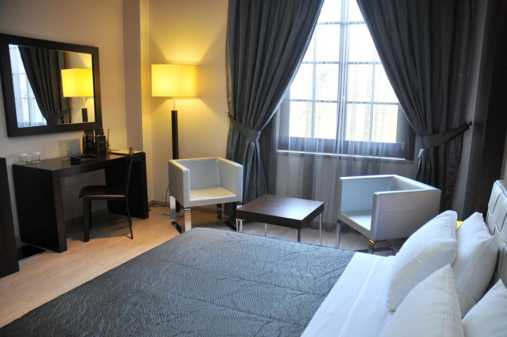 Monarc Hotel - Tirana