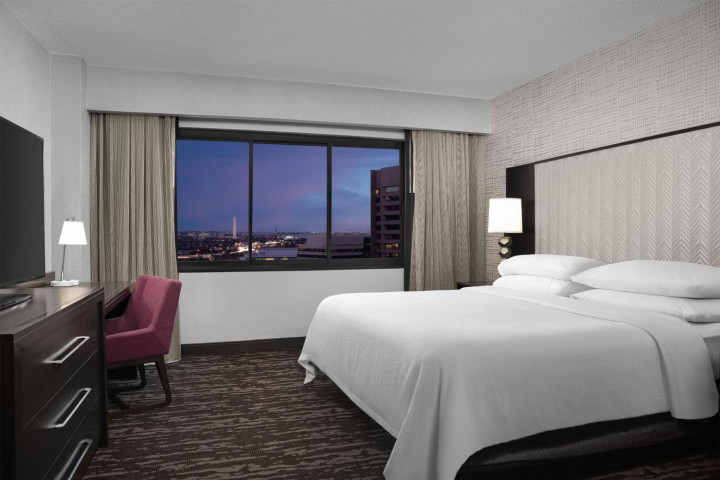Embassy Suites By Hilton Crystal City National Airport - Oxon Hill, MD