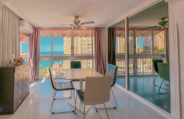 Apartamento Con Vistas Al Mar Y Parking - Benidorm
