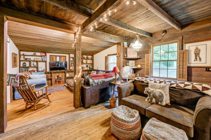 Cozy Log Living: 2bd Nantahala Escape W/ Trails - Highlands, NC