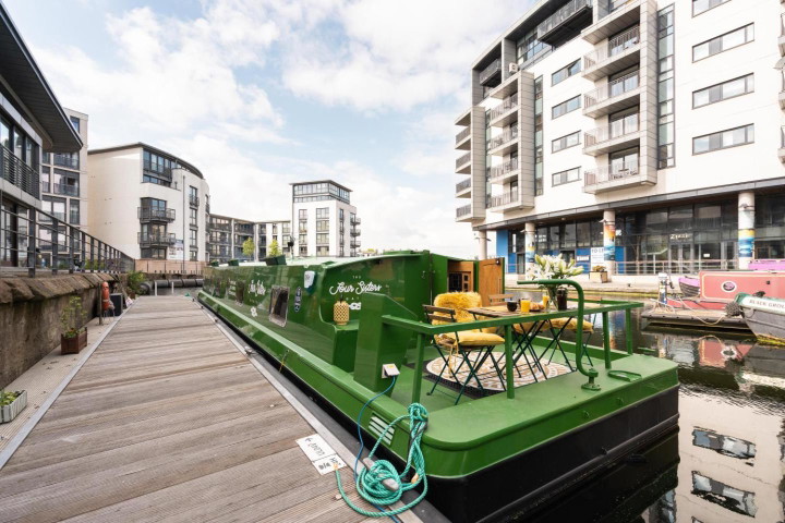 Edinburgh - Houseboats - Edinburgh