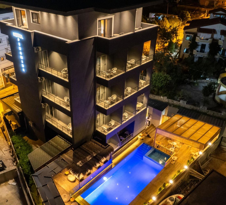 Hotel Piramida - Ksamil