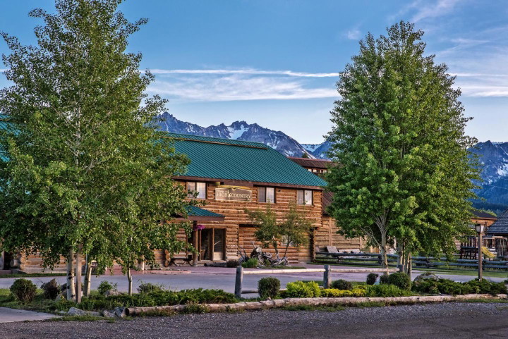 Stanley High Country Inn - Stanley, ID