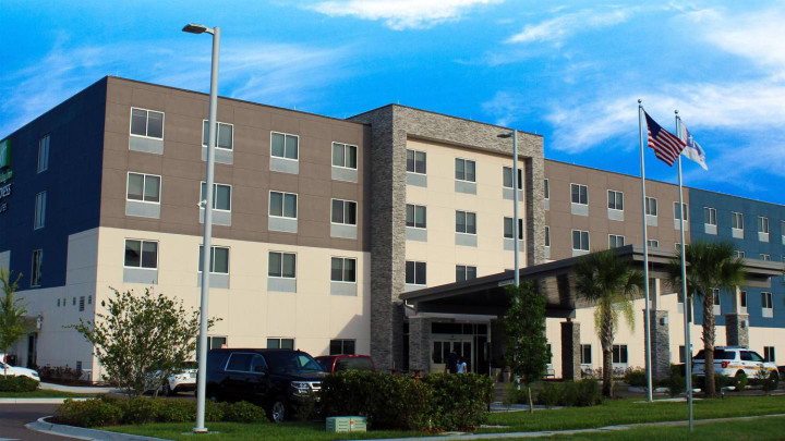 Holiday Inn Express & Suites - Jacksonville W - I295 And I10 By Ihg - Orange Park, FL