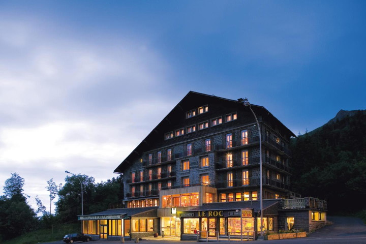 Hôtel Du Puy Ferrand , Restaurant La Table De L'ours - Chambon-sur-Lac