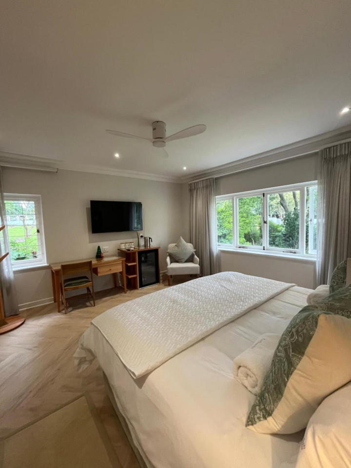 7 On Churchill Guest House - Kloof