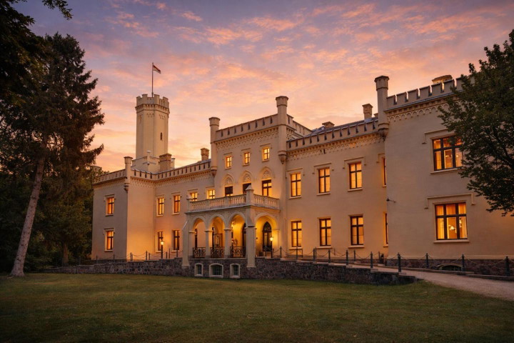 Romantik Hotel Schloss Reichenow - Brandenburg