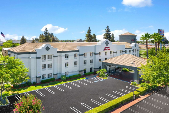 Hampton Inn & Suites Modesto - Salida - Ripon, CA