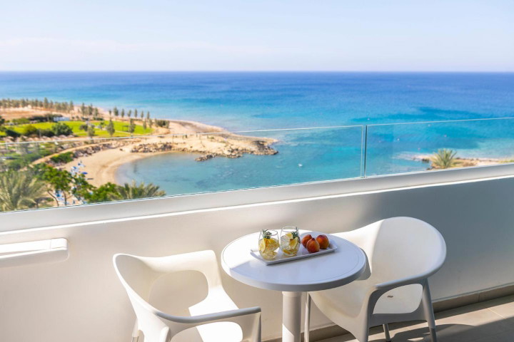 Crystal Springs Beach Hotel - Mağusa