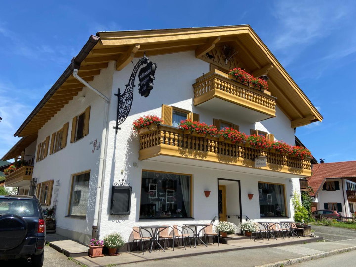 Gästehaus U Ferienwohnungen Veronika Incl Königscard Mit 200 Kostenlosen Attraktionen - Oberammergau