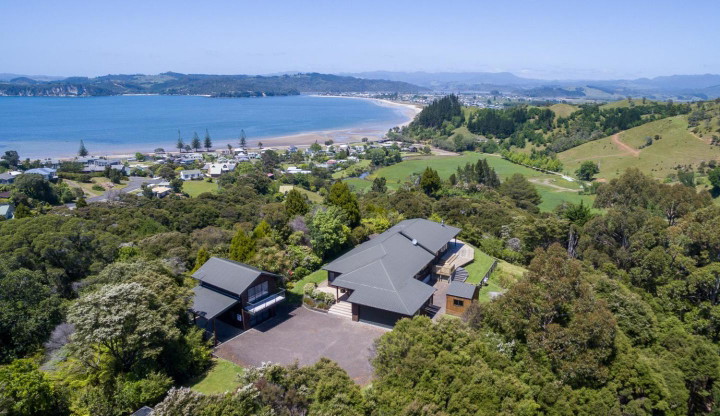 Treetops Cottage At The Castle - Whitianga