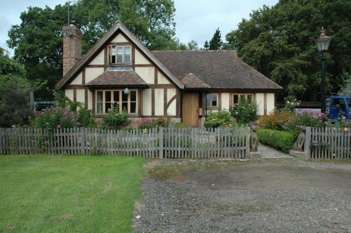 Stay With Robin - Shere