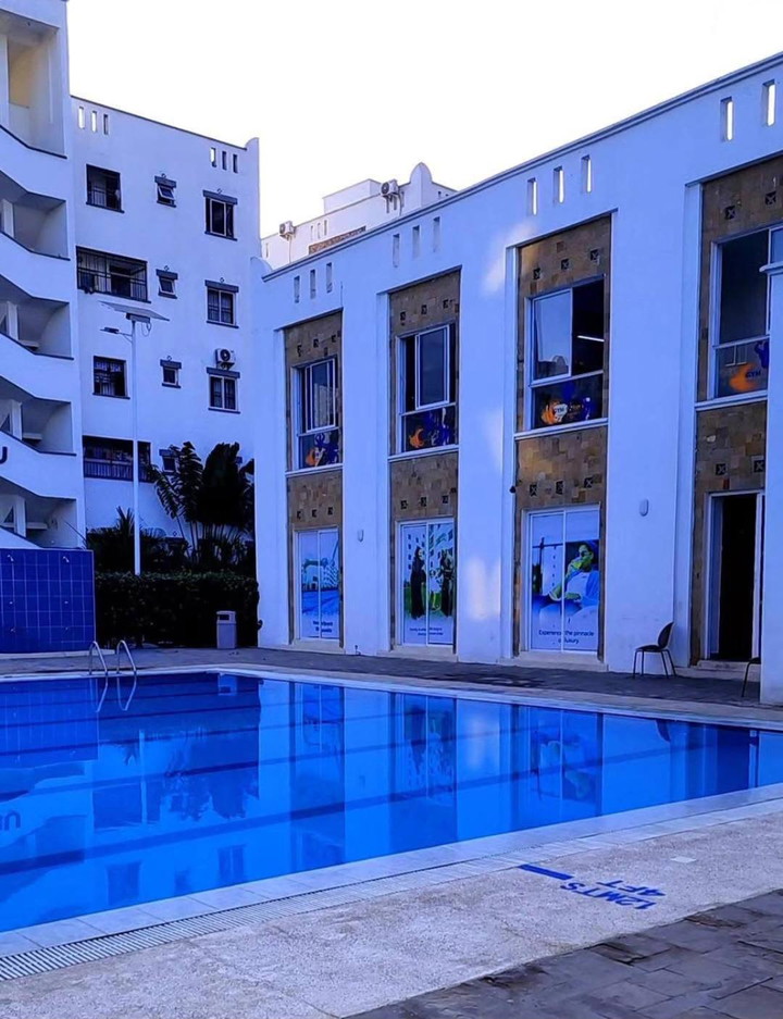 Chrisazul - Mombasa