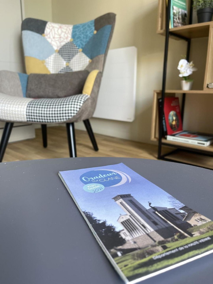 Studio Charmant Avec Terrasse Privée - Oradour-sur-Glane