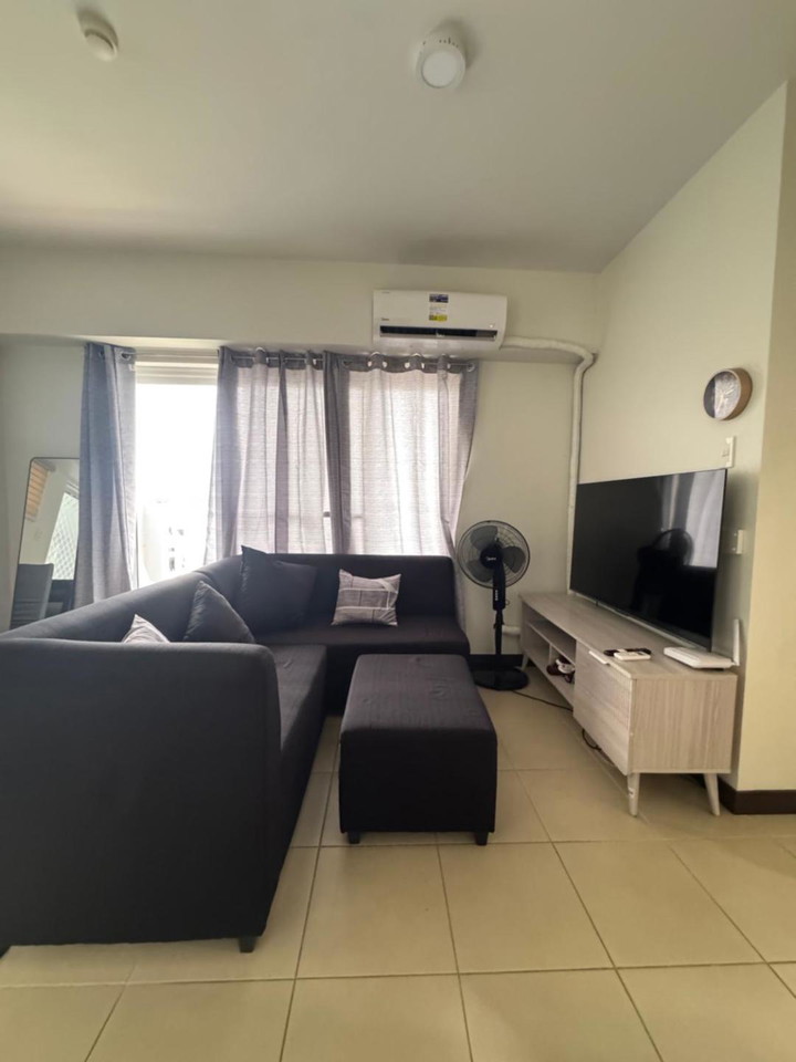 J Suite - Muntinlupa