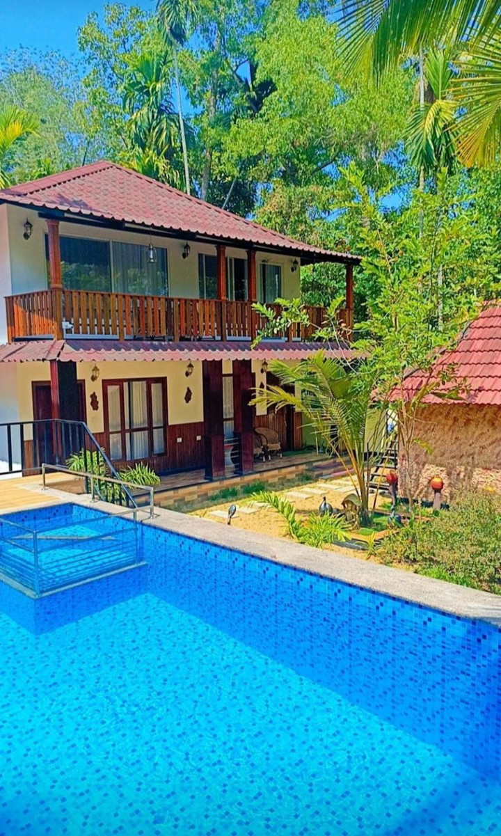 Lakefront Beach Homes - Kodungallur