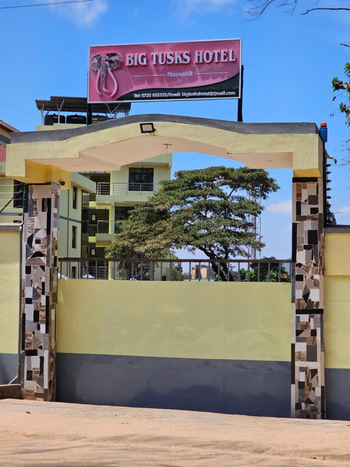 Big Tusks Hotel, Marsabit - Kenya