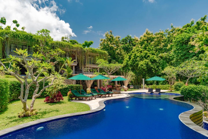 Alamanda Lovina Resort - Munduk