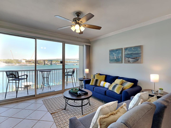 Palm Court Yacht Club #308 - Fort Walton Beach, FL