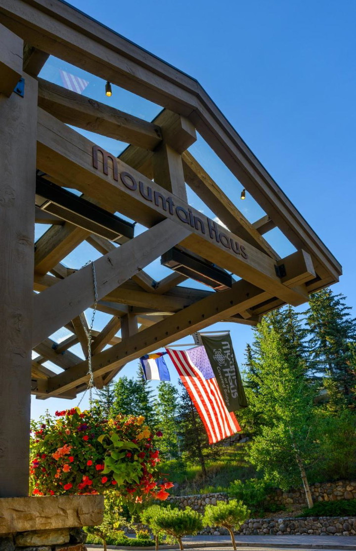 Vail's Mountain Haus At The Covered Bridge - Vail, CO