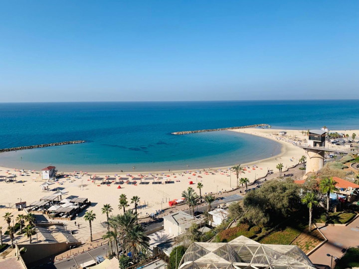Royal On The Sea - Israel