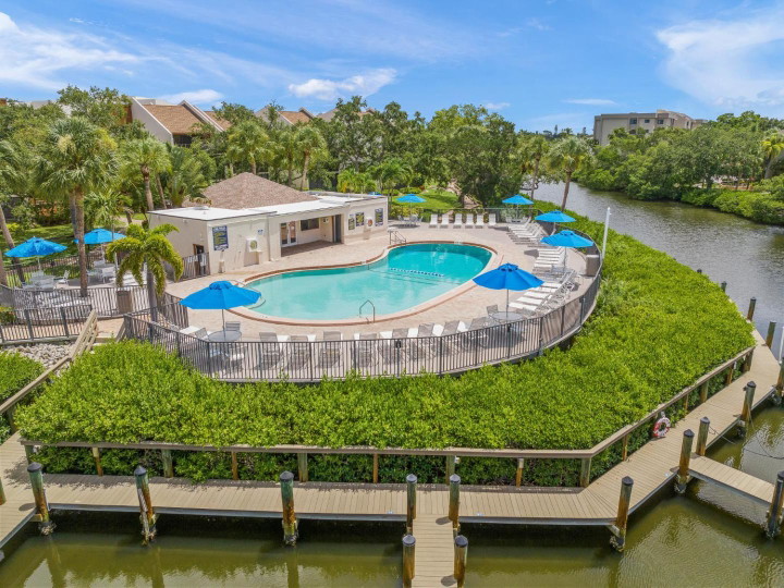 Midnight Cove Ii 312f - Sarasota, FL