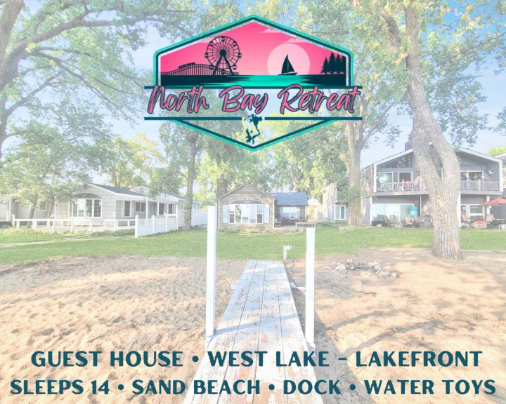 Classic West Lake Okoboji Estate W/ Guest House + Sand Beach - Spirit Lake, IA